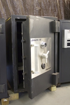 3520 Mega JewelersX6 TL30X6 High Security Reconditioned Safe - lackasafe