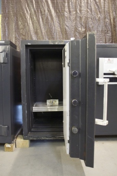 3520 Mega JewelersX6 TL30X6 High Security Reconditioned Safe - lackasafe