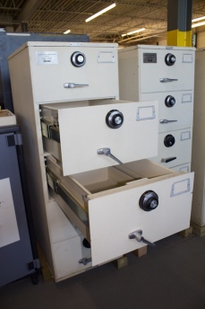 Pre Owned Mosler 5 Drawer GSA Class 6 Filing Cabinet Legal Size - lackasafe