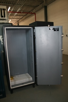 4820 Original Enforcer Showroom Model Safe