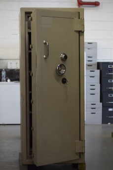 Used Seyma 6422 TL30 Equivalent High Security Safe - Lacka Safe New ...