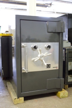 Bischoff Summit 3620 TRTL30X6 High Security Reconditioned Safe - lackasafe