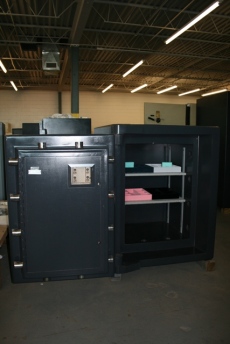 High End Safes Built to Protect Millions in Diamonds Gold Cash - lackasafe