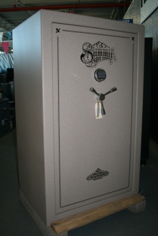Summit Rainier SR35 Wide Body Gun Safe Showroom Model