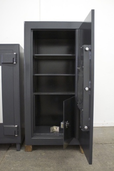 Used Amsec TL15 High Security Safe - lackasafe
