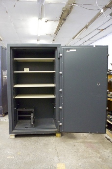 Used Amvault 6032 UL TL30 High Security Safe - lackasafe