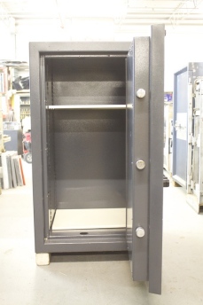 Used AmVault 4524 UL TL30 High Security Safe - lackasafe