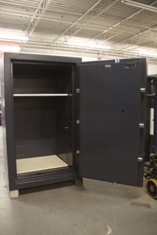 Used AmVault 4524 UL TL30 High Security Safe - lackasafe