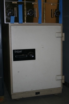 Used Data Safe 2717 Schwab Fire Guard Fire Safe