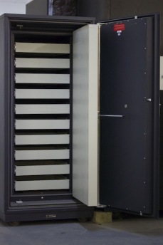 Used Schwab FireGuard 1 Hour Data Fire Safe - Lackasafe