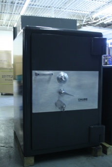 Used Chubb TDR 3420 Torch and Drill Resistant High Security Safe ...