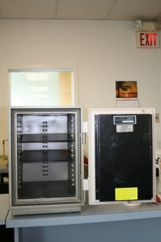 Used Vanguard VS-150 1 Hour Fire Safe